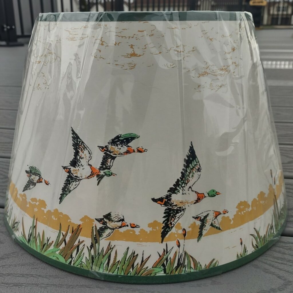 Aladdin Lamp Flying Ducks Shade Part #N388 - Imperial Lighting Co.