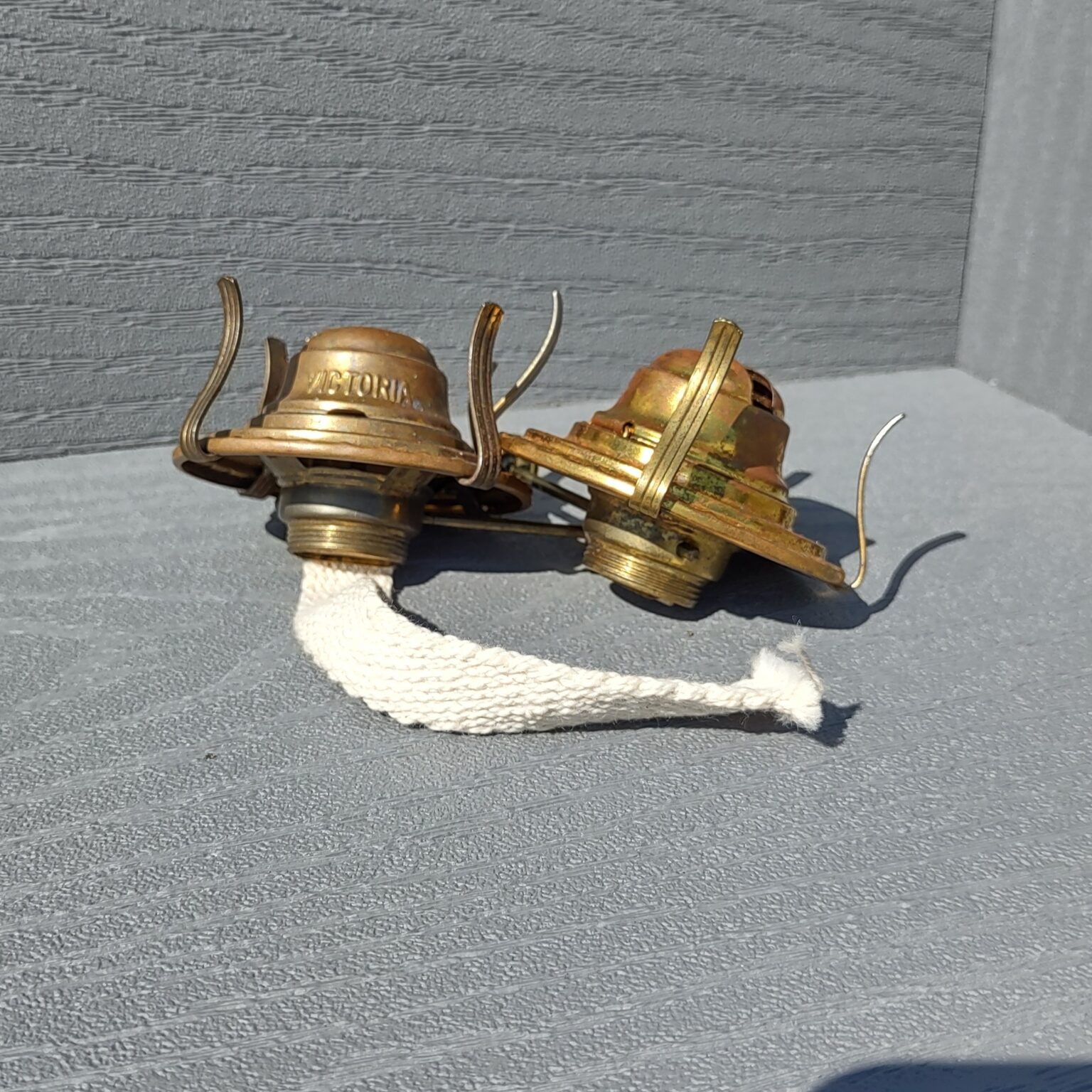 Victoria Flat Wick Oil Lamp Burners #1 Size sold as a pair - Imperial ...