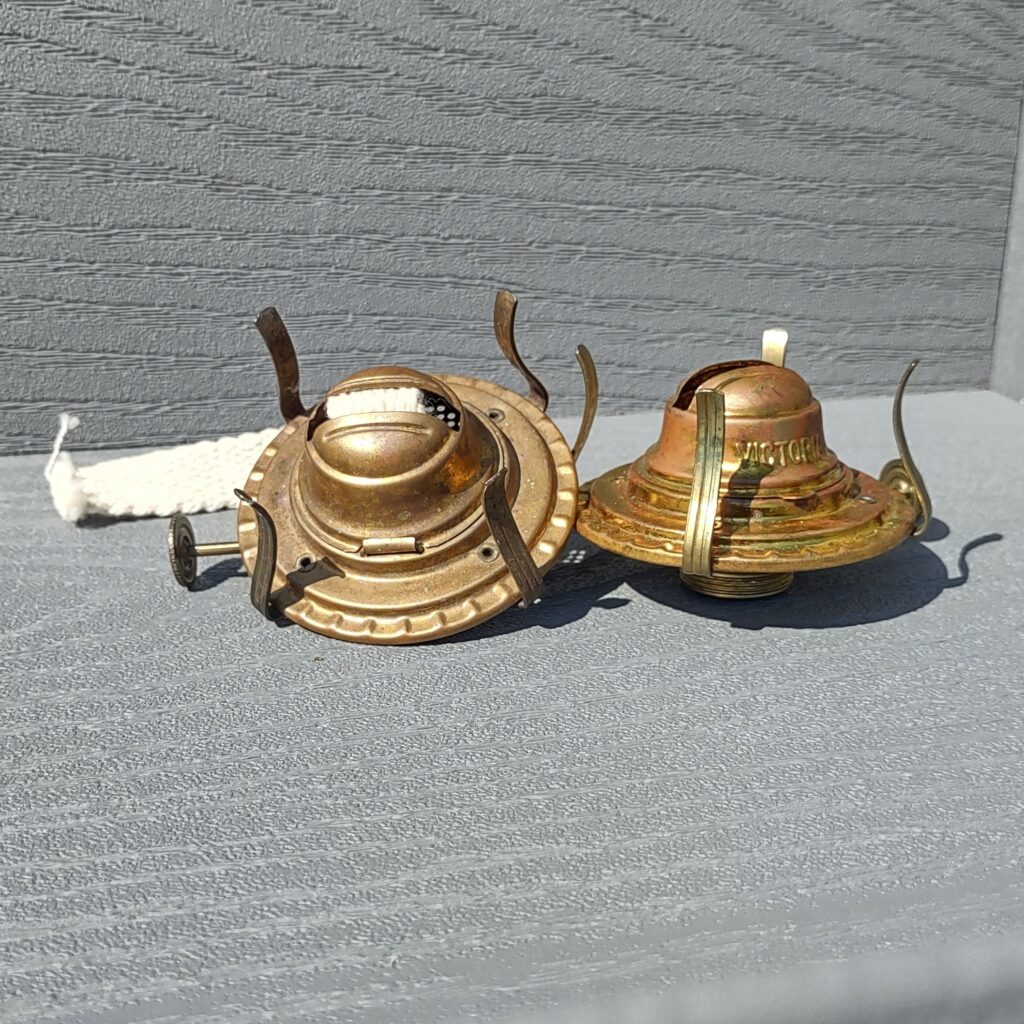Victoria Flat Wick Oil Lamp Burners #1 Size sold as a pair - Imperial ...