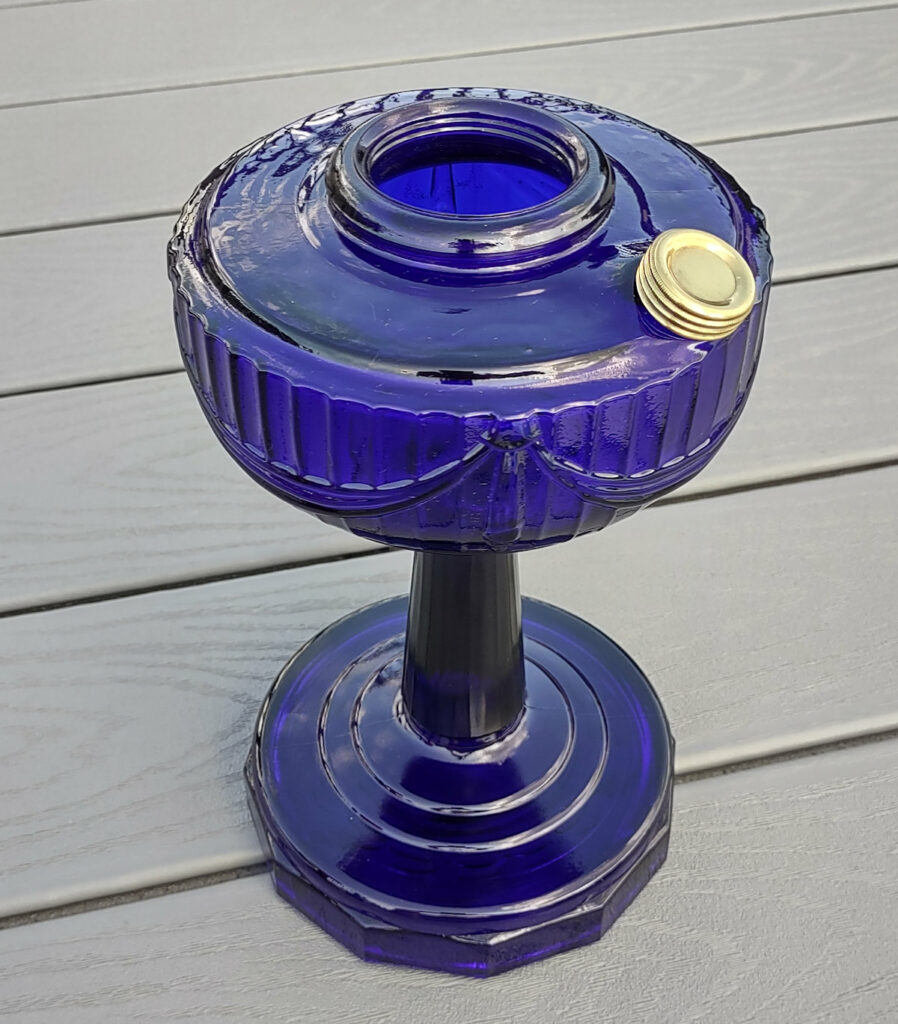 Aladdin Lamp Cobalt Blue Tall Lincoln Drape Circa 1940-1949 - Imperial ...